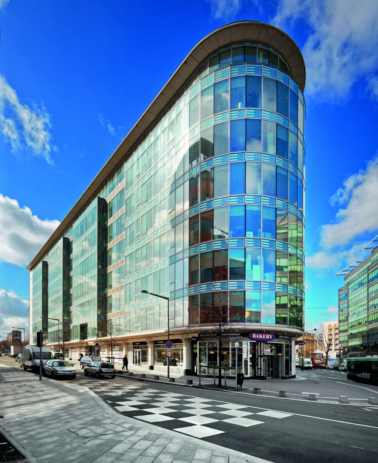 Eurosquare – Saint-Ouen | Au pied de la ligne 14 | Accueil